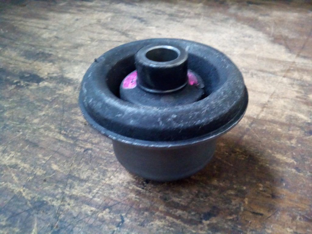 Rear Diff Mounting Bush LHS – Nissan Skyline V35 / 350Z – Sinergy ...